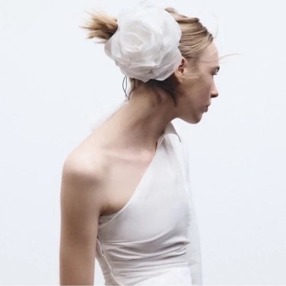 Zara | Jewelry | Zara Ruched Flower Broochhairpin Nwt | Poshmark